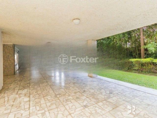 Apartamento com 3 dormitórios em Porto Alegre