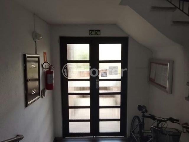Apartamento com 1 dormitórios em Porto Alegre