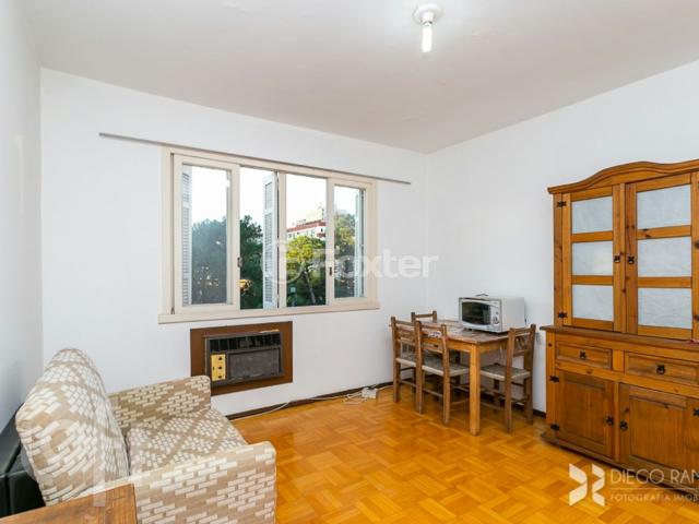 Apartamento com 1 dormitórios em Porto Alegre