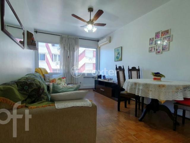 Apartamento com 2 dormitórios em Porto Alegre