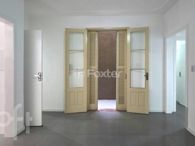 Apartamento com 1 dormitórios em Porto Alegre