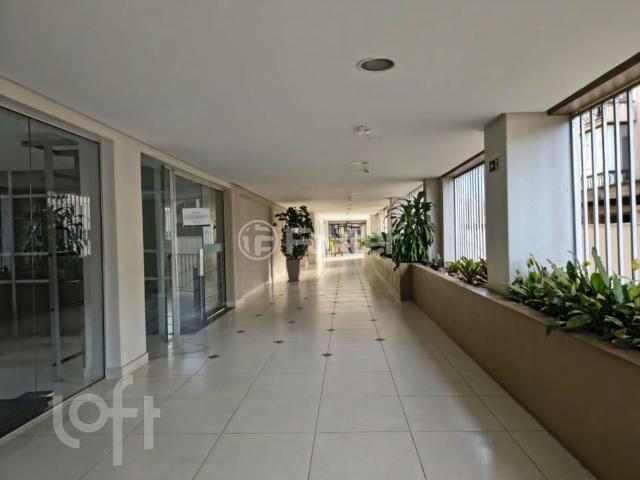 Apartamento com 1 dormitórios em Porto Alegre