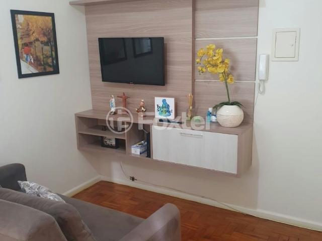 Apartamento com 1 dormitórios em Porto Alegre