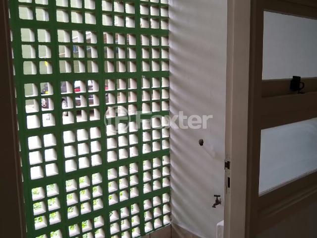 Apartamento com 1 dormitórios em Porto Alegre