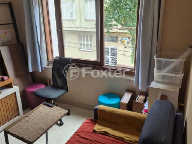 Apartamento com 1 dormitórios em Porto Alegre
