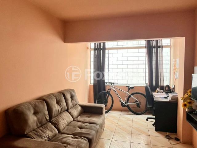 Apartamento com 1 dormitórios em Porto Alegre
