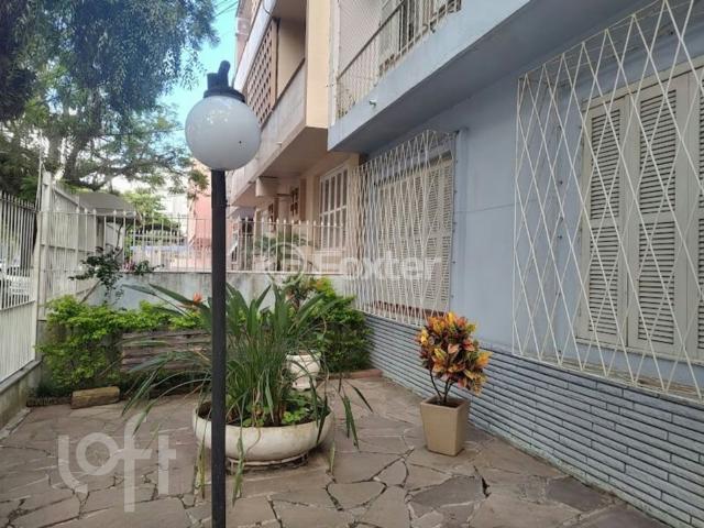 Apartamento com 2 dormitórios em Porto Alegre