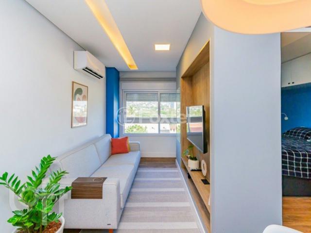 Apartamento com 1 dormitórios em Porto Alegre