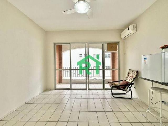 Apartamento com 1 quarto, 1 vaga à venda em Pitangueiras, Guarujá