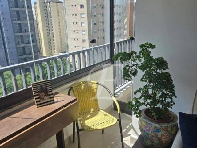 Apartamento com 1 quarto, com varanda, à venda, 32 m² com ar condicionado, sem vaga, Moema próximo