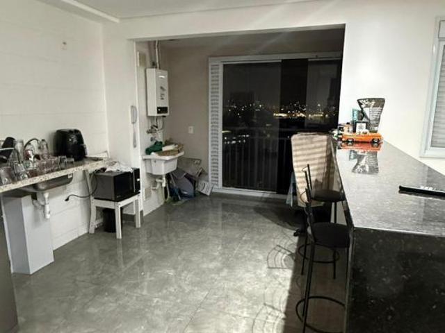 Apartamento com 1 quarto à venda no Jardim Santo Estevão em Carapicuíba com 38,7m² e 1 vaga de carro