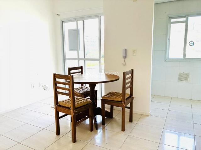 Apartamento com 1 quarto e 43m² para alugar em Pedra Branca, Palhoça