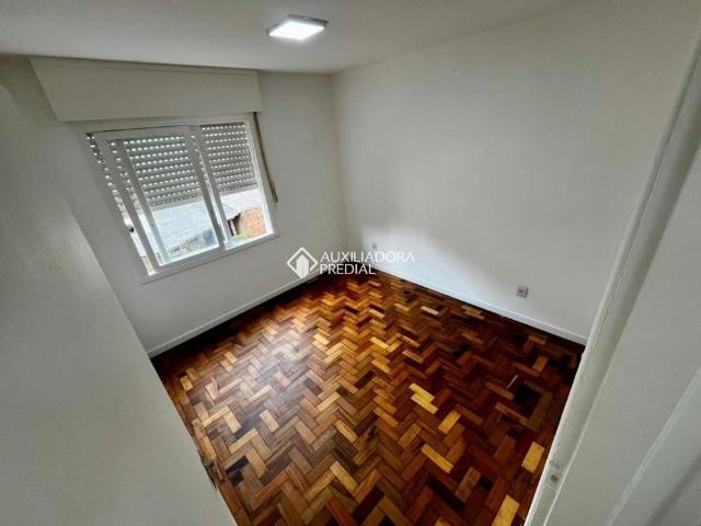 Apartamento com 1 quarto e 41m² para alugar em Jardim Leopoldina, Porto Alegre