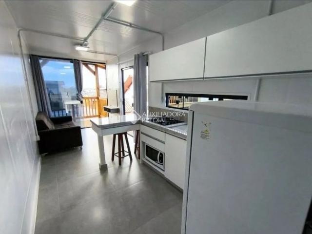 Apartamento com 1 quarto e 41m² para alugar em Rio Tavares, Florianópolis
