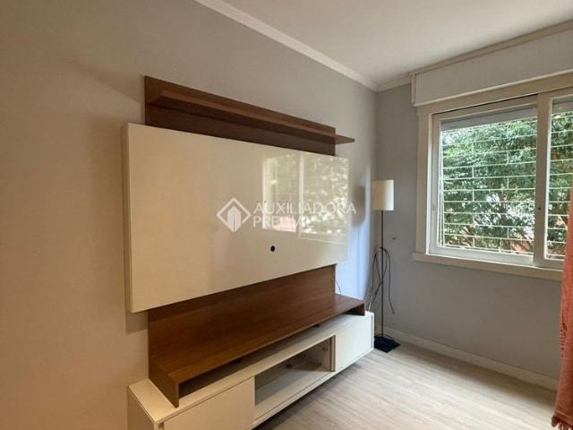 Apartamento com 1 quarto e 42m² para alugar em Jardim do Salso, Porto Alegre
