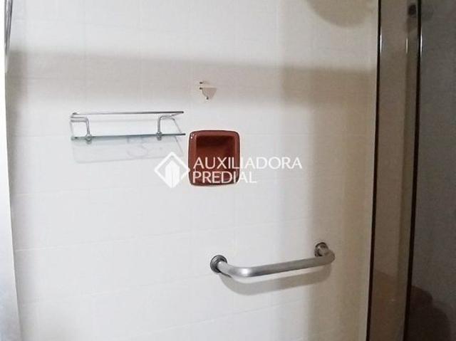Apartamento com 1 quarto e 47m² para alugar em Cavalhada, Porto Alegre