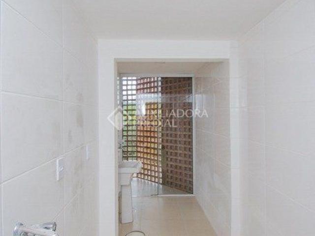 Apartamento com 1 quarto e 47m² para alugar em Petrópolis, Porto Alegre