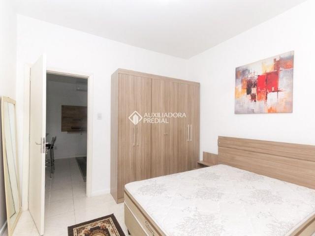 Apartamento com 1 quarto e 45m² para alugar em Centro Histórico, Porto Alegre