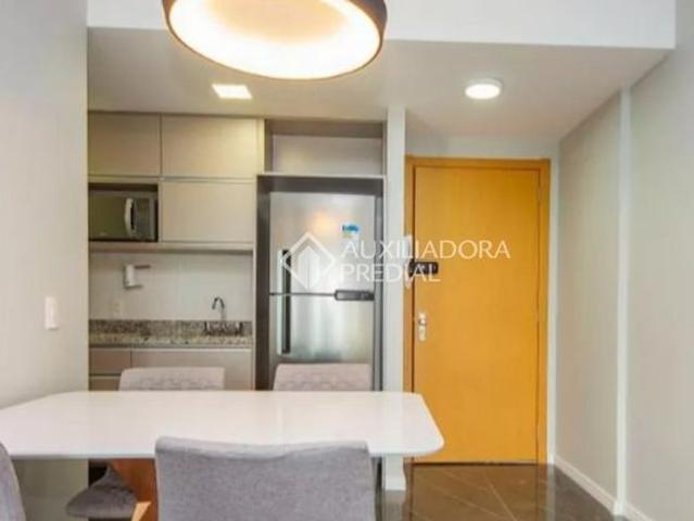 Apartamento com 1 quarto e 45m² para alugar em Petrópolis, Porto Alegre