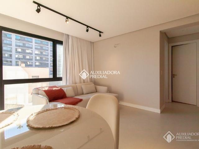 Apartamento com 1 quarto e 46m² para alugar em Rio Branco, Porto Alegre