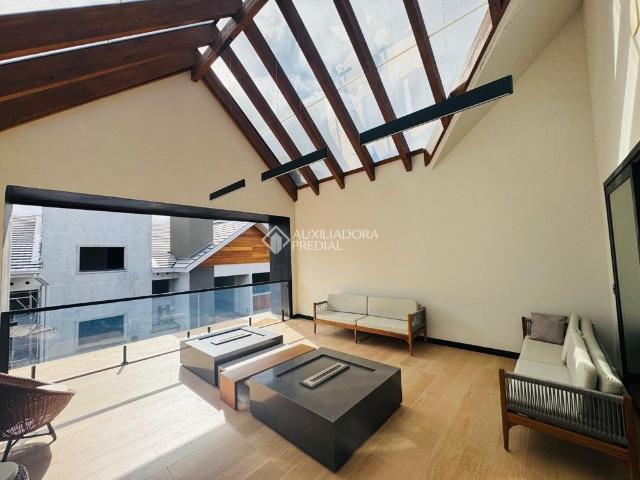 Apartamento com 1 quarto e 48m² para alugar em Centro, Canela