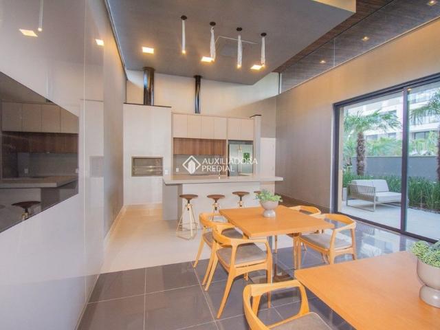 Apartamento com 1 quarto e 50m² para alugar em Petrópolis, Porto Alegre