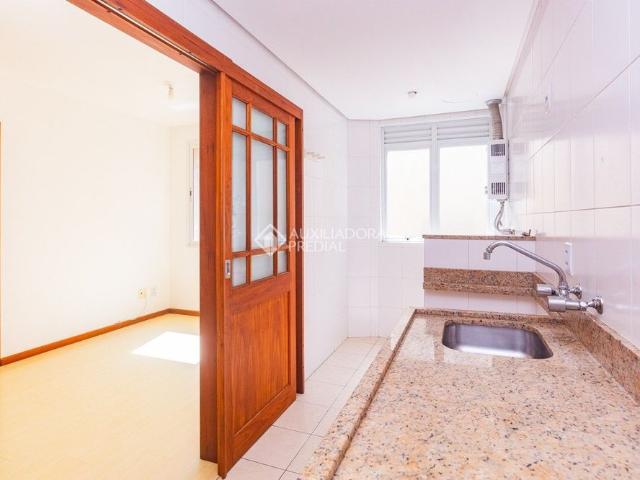 Apartamento com 1 quarto e 50m² para alugar em Petrópolis, Porto Alegre
