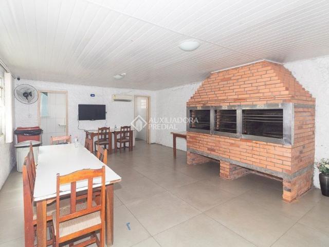 Apartamento com 1 quarto e 55m² para alugar em Menino Deus, Porto Alegre