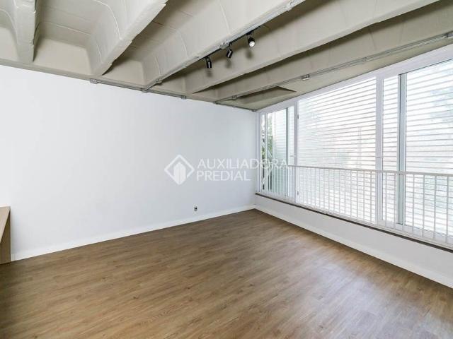 Apartamento com 1 quarto e 56m² para alugar em Petrópolis, Porto Alegre