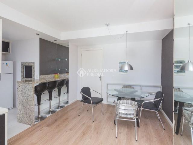Apartamento com 1 quarto e 63m² para alugar em Passo d'Areia, Porto Alegre