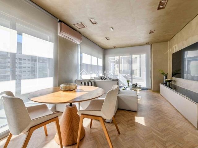 Apartamento com 1 quarto e 69m² para alugar em Bela Vista, Porto Alegre