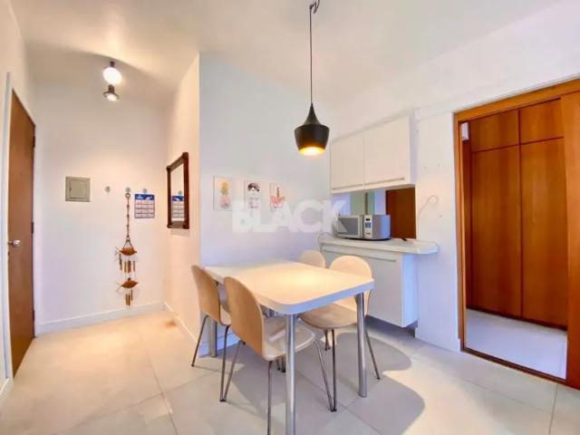 Apartamento com 1 Quarto e 1 banheiro à Venda, 32 m² por R$ 329.000