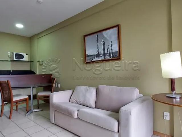 Apartamento com 1 Quarto e 1 banheiro à Venda, 43 m² por R$ 215.000