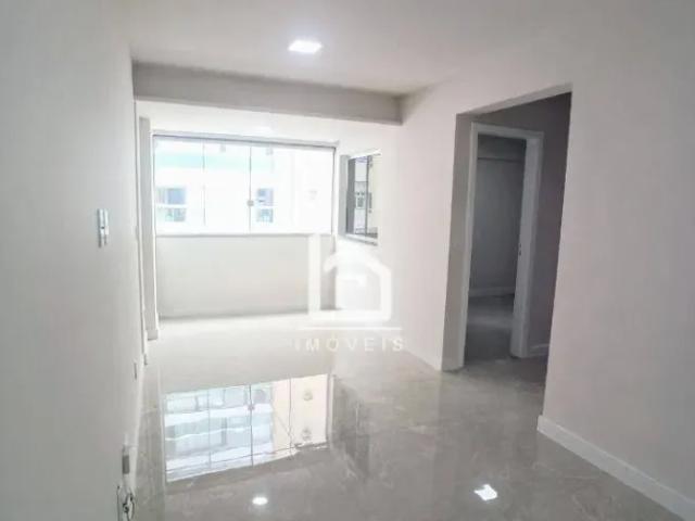 Apartamento com 1 Quarto e 1 banheiro à Venda, 45 m² por R$ 490.000