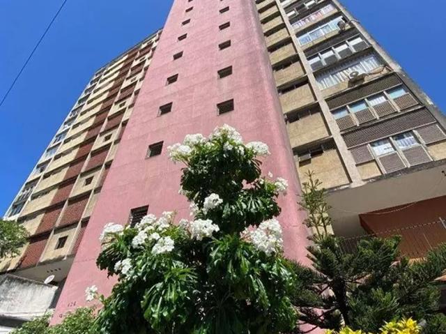 Apartamento com 1 Quarto e 1 banheiro à Venda, 45 m² por R$ 125.000