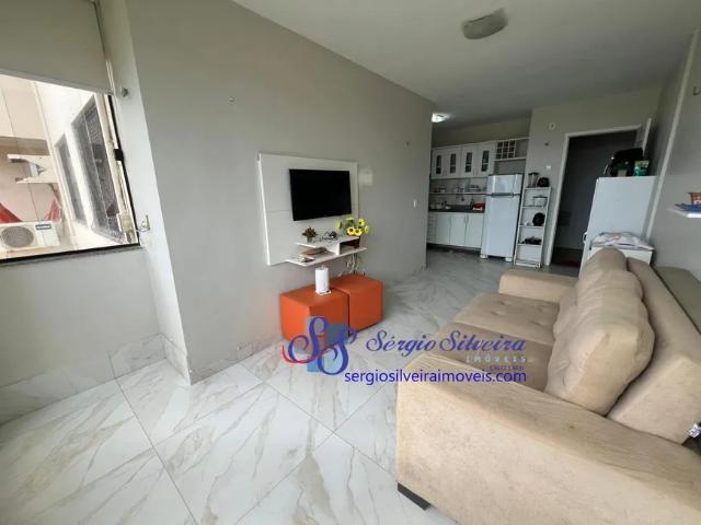 Apartamento com 1 Quarto e 1 banheiro à Venda, 48 m² por R$ 295.000
