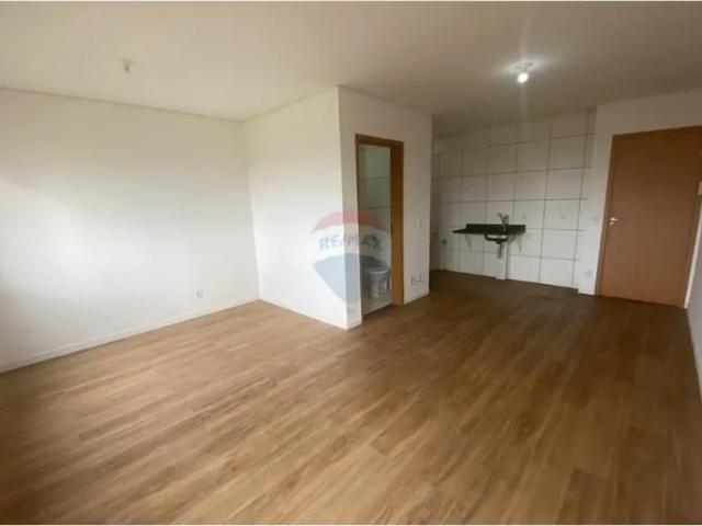 Apartamento com 1 Quarto e 1 banheiro para Alugar, 32 m² por R$ 970/Mês