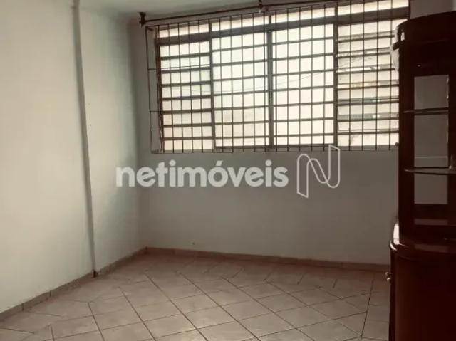 Apartamento com 1 Quarto e 1 banheiro para Alugar, 50 m² por R$ 1.060/Mês