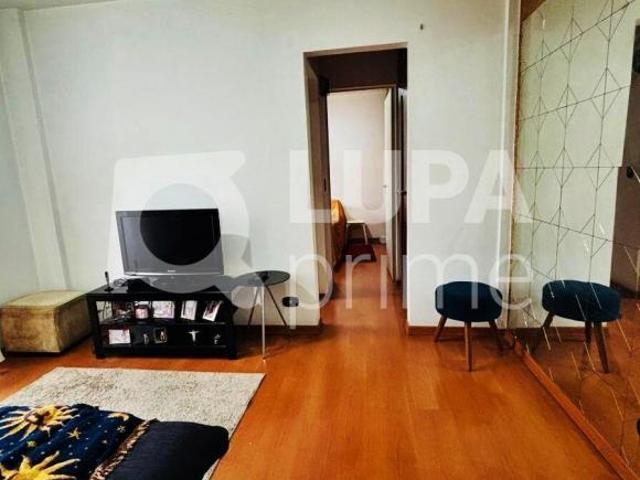 APARTAMENTO COM 1 QUARTO E 1 VAGA DE GARAGEM À VENDA EM SANTANA