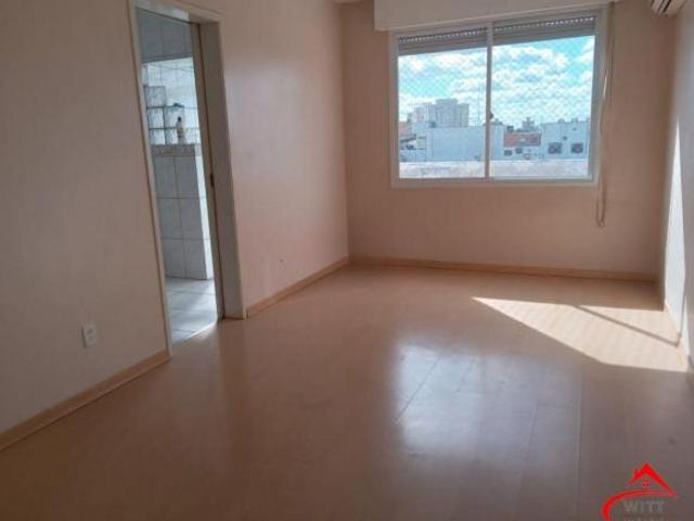 Apartamento com 1 quarto e 1 vaga de garagem no Bairro Sarandí