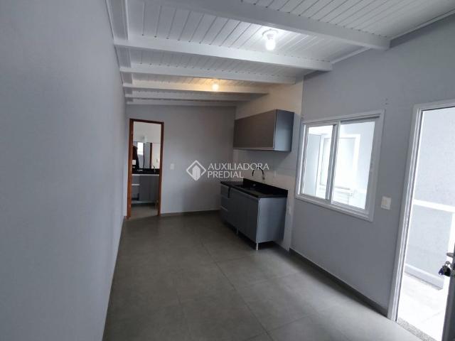 Apartamento com 1 quarto e 30m² para alugar em Campeche, Florianópolis