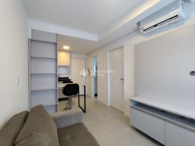 Apartamento com 1 quarto e 30m² para alugar em Centro Histórico, Porto Alegre
