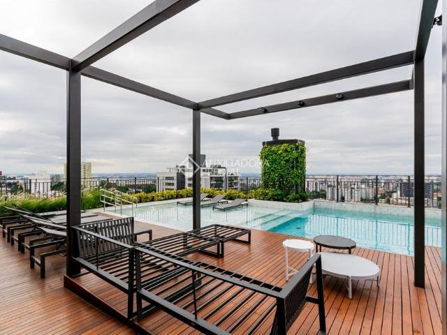 Apartamento com 1 quarto e 30m² para alugar em Boa Vista, Porto Alegre