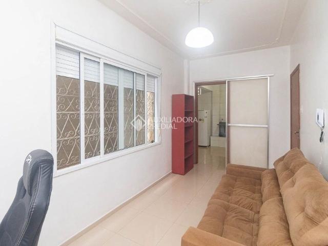 Apartamento com 1 quarto e 36m² para alugar em Centro Histórico, Porto Alegre