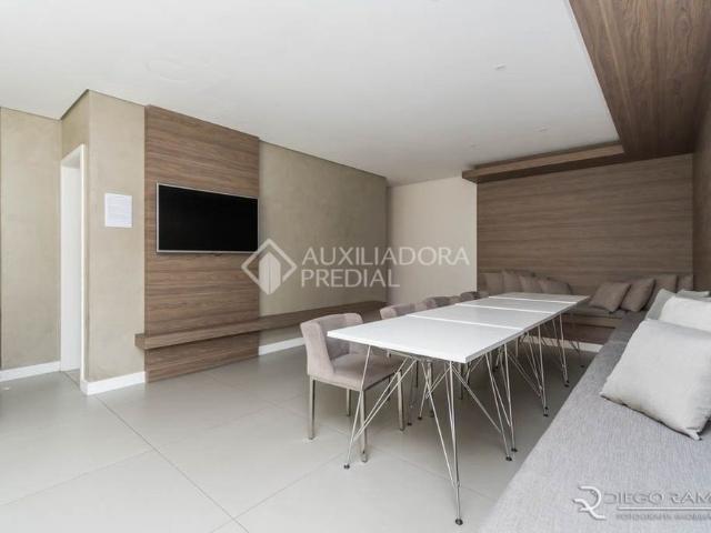 Apartamento com 1 quarto e 36m² para alugar em Auxiliadora, Porto Alegre
