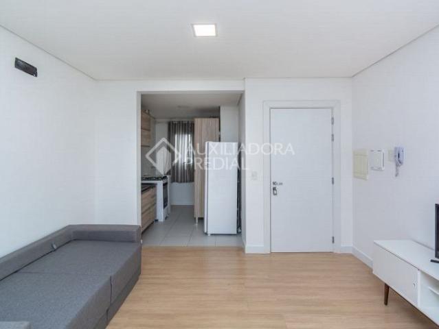 Apartamento com 1 quarto e 38m² para alugar em Centro Histórico, Porto Alegre