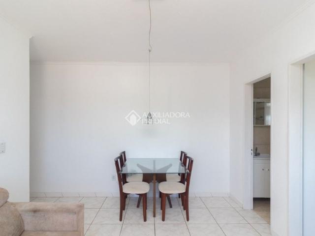 Apartamento com 1 quarto e 38m² para alugar em Azenha, Porto Alegre