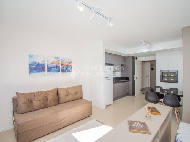 Apartamento com 1 quarto e 39m² para alugar em Chácara das Pedras, Porto Alegre