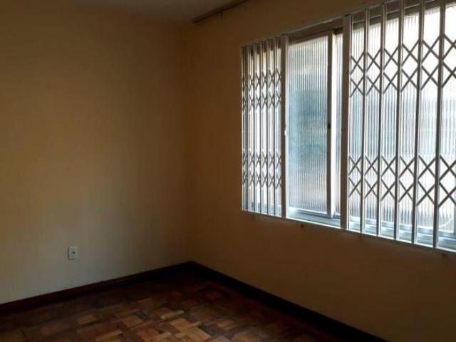 Apartamento com 1 quarto e portaria 24hrs no Bairro Menino Deus