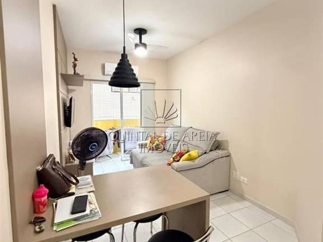 APARTAMENTO COM 1 QUARTO NO CANTO DO FORTE EM PRAIA GRANDE